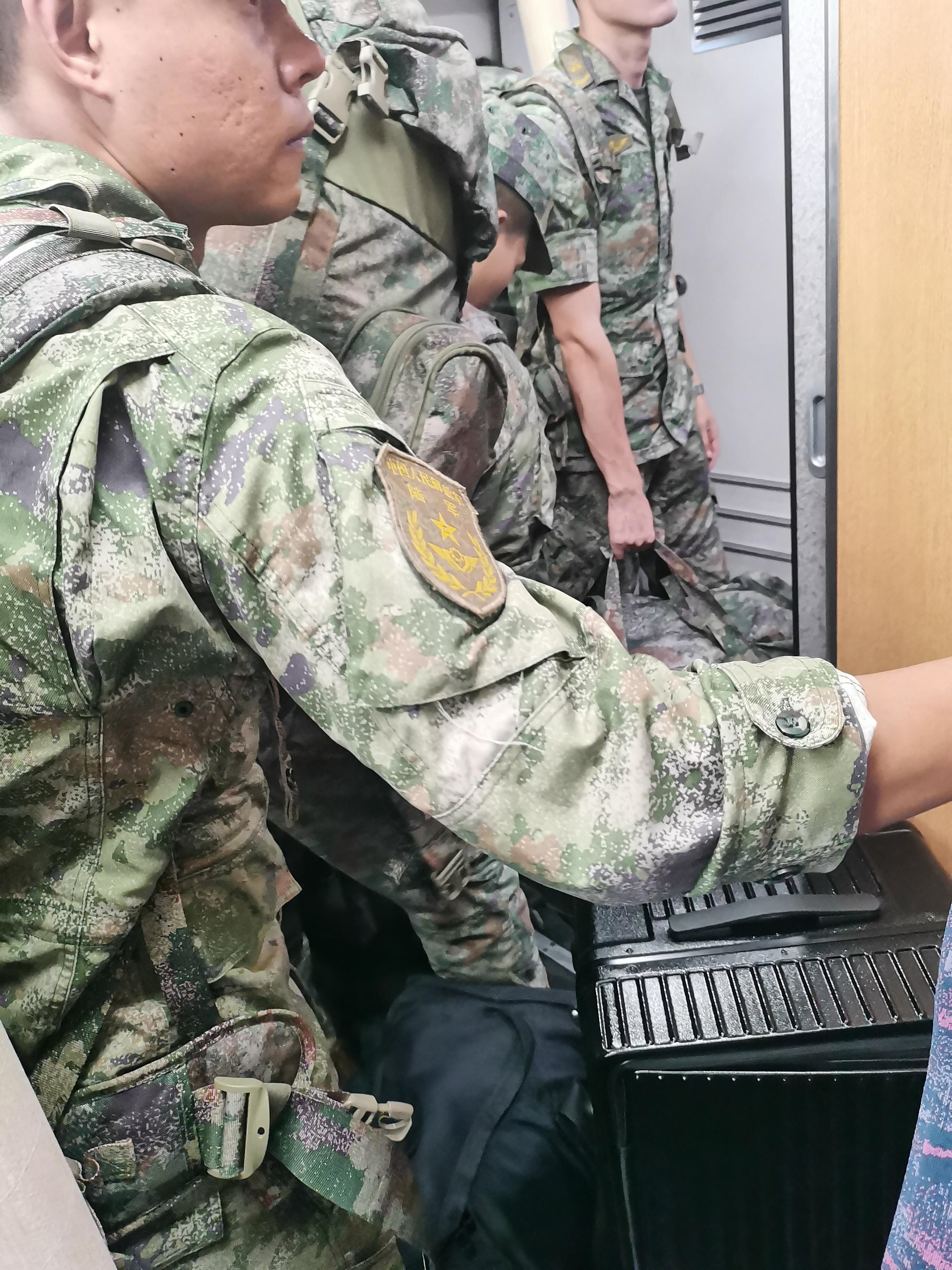 在广东肇庆的最后一天有种想立刻结束人生的念头 步行街主干道 虎扑社区